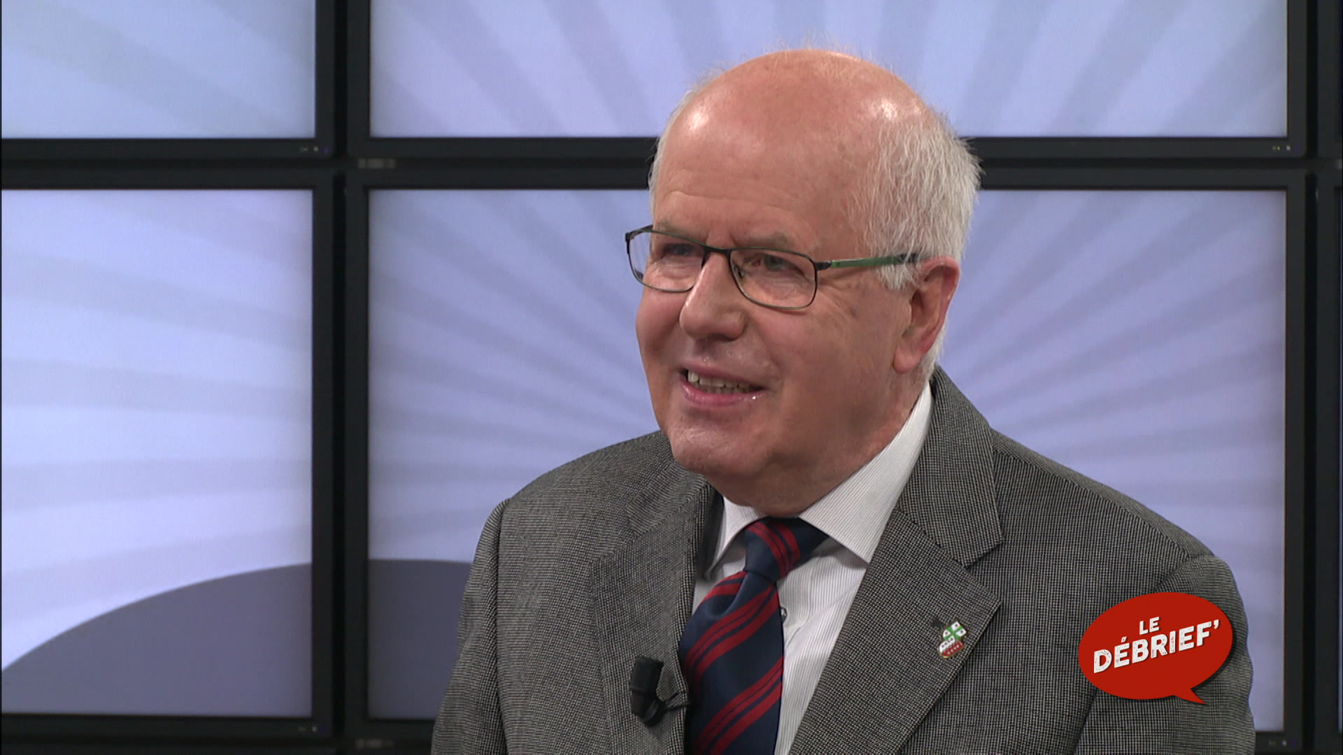 LE DÉBRIEF’ avec Edmond Perruchoud, ancien président du Grand Conseil ...