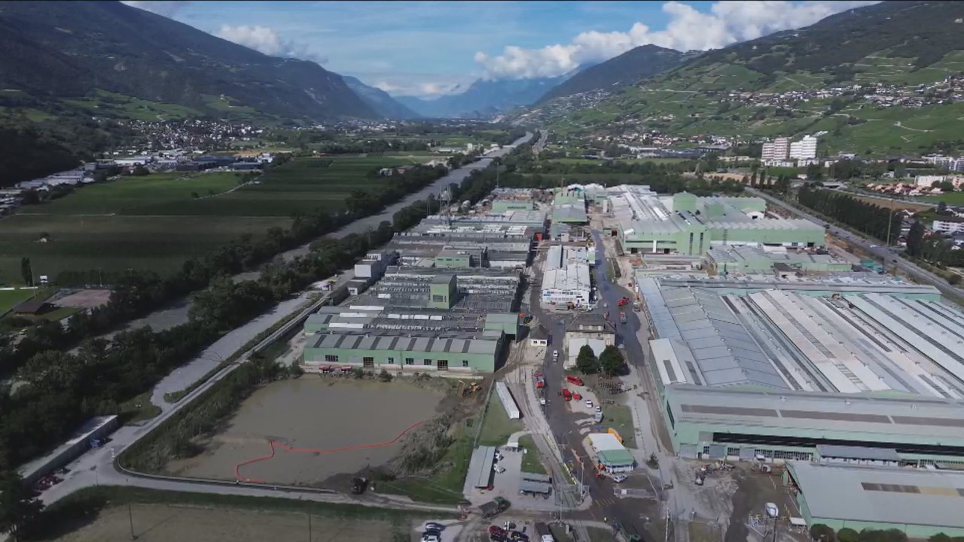 Neun Monate nach den Überschwemmungen: Aluminiumfabrik Constellium ...