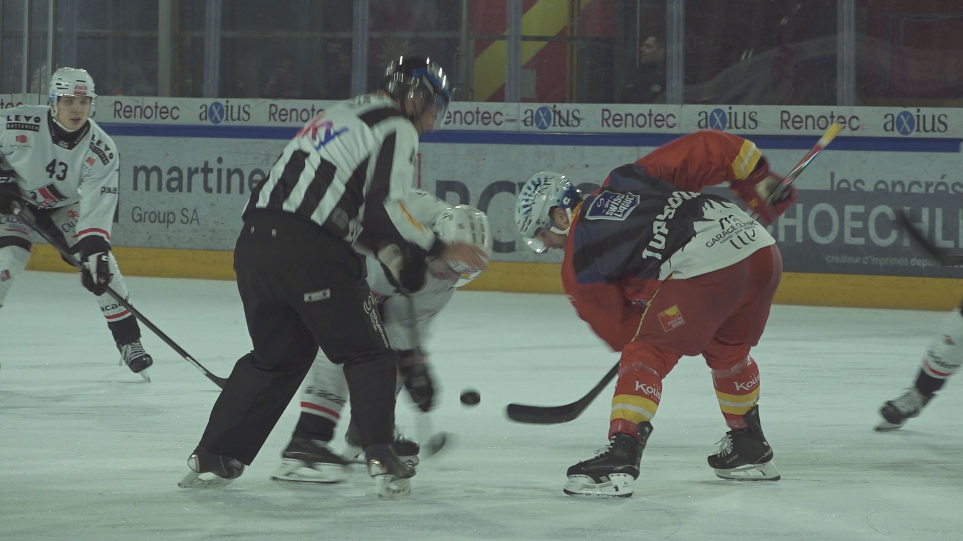 Le HC Sierre enchaîne une dixième victoire d’affilée / Canal9