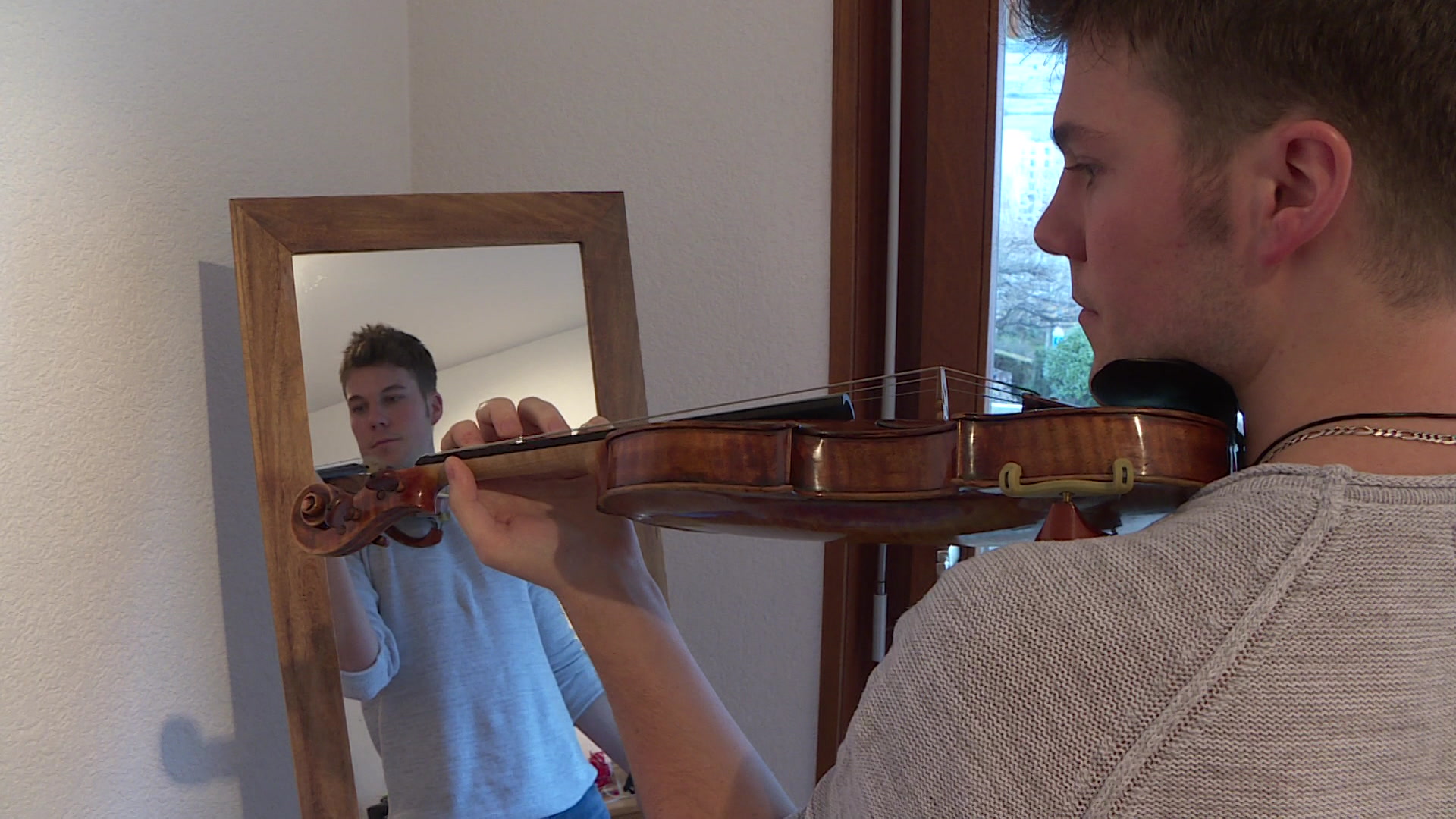 Dystonie, ou la crampe des virtuoses: le violoniste, Anthony Fournier ...