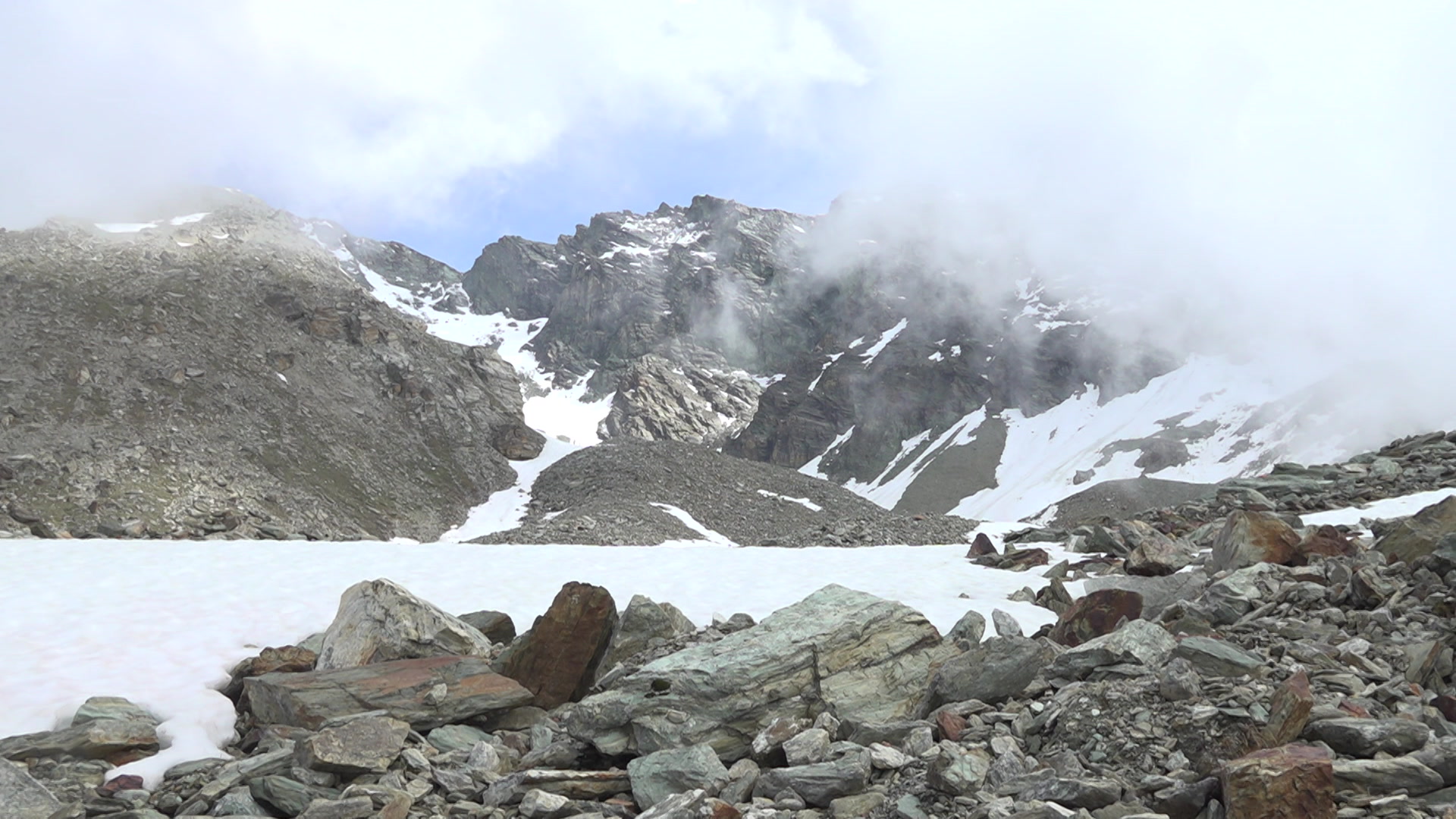 Le Bonnard: un glacier sous haute surveillance / Canal9