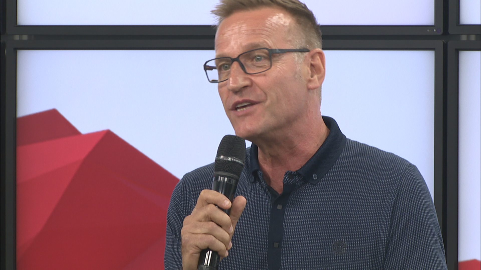 «C’est une faute collective» déplore Léonard Bender face à la ...