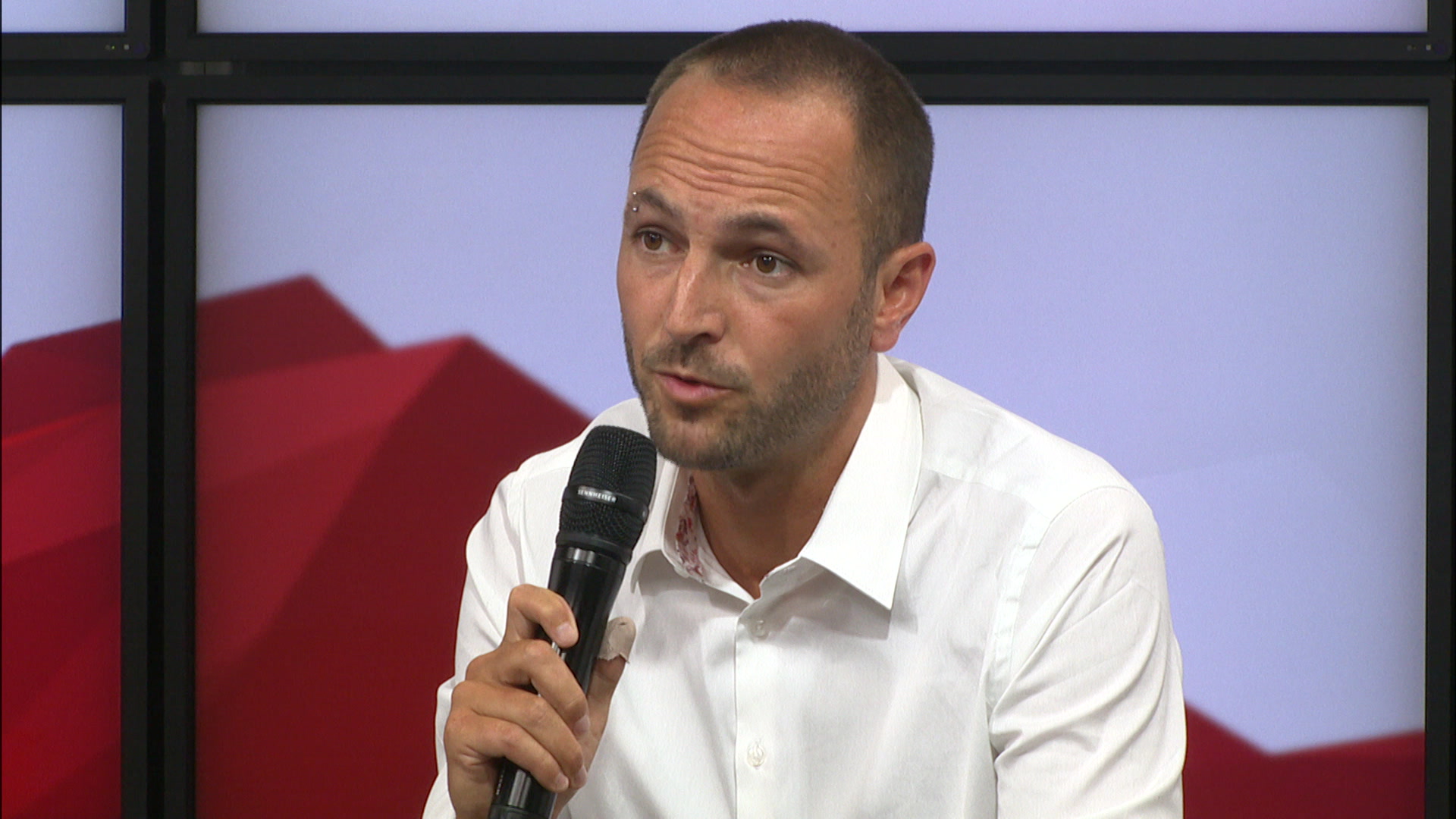 Mathias Reynard : « On va prendre des mesures uniquement en cas d ...