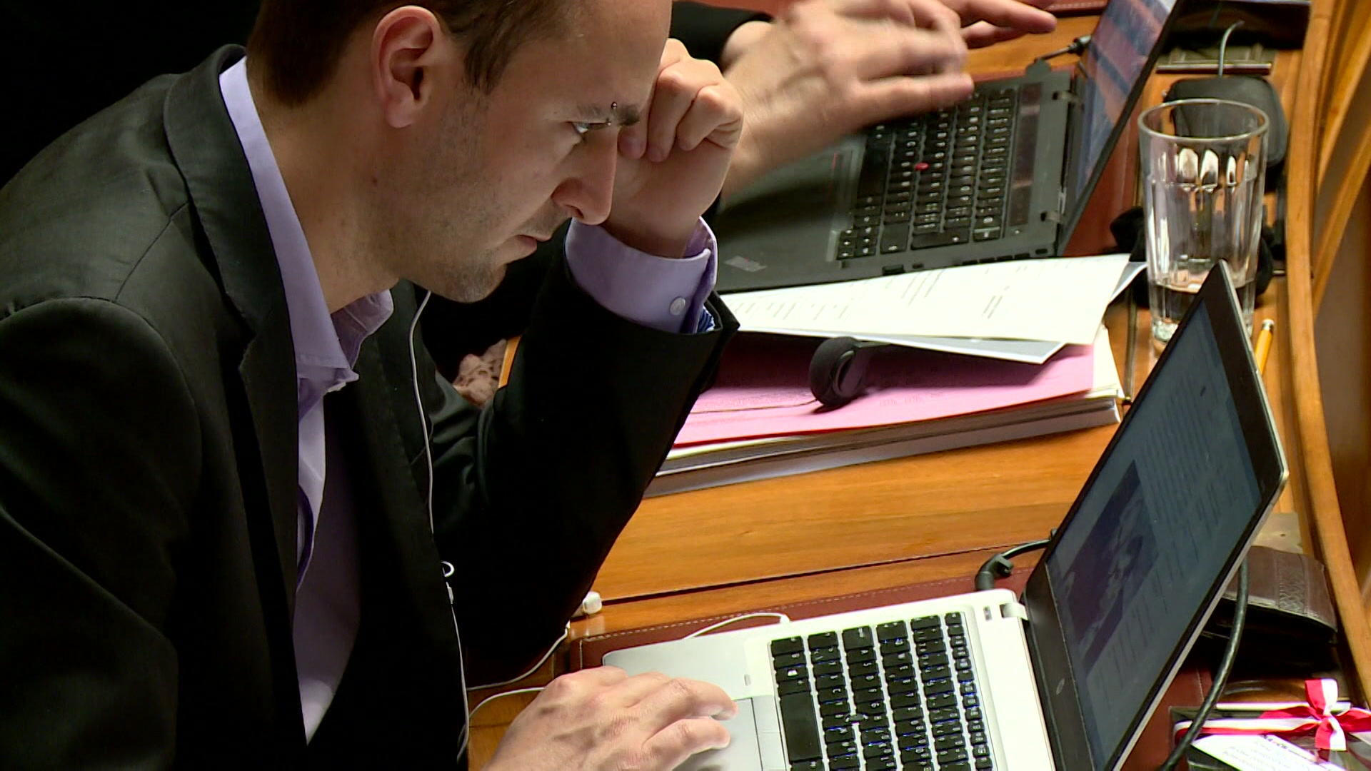 Mathias Reynard à la tête de l’Union Syndicale Suisse? / Canal9