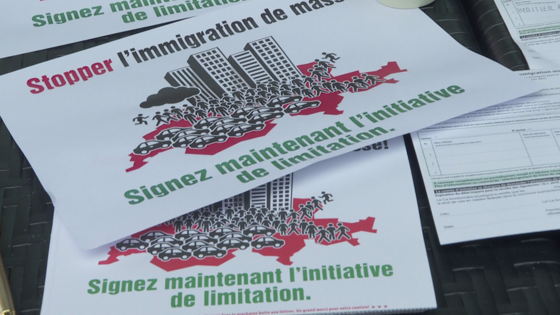 Immigration de masse: l’UDC refait campagne / Canal9