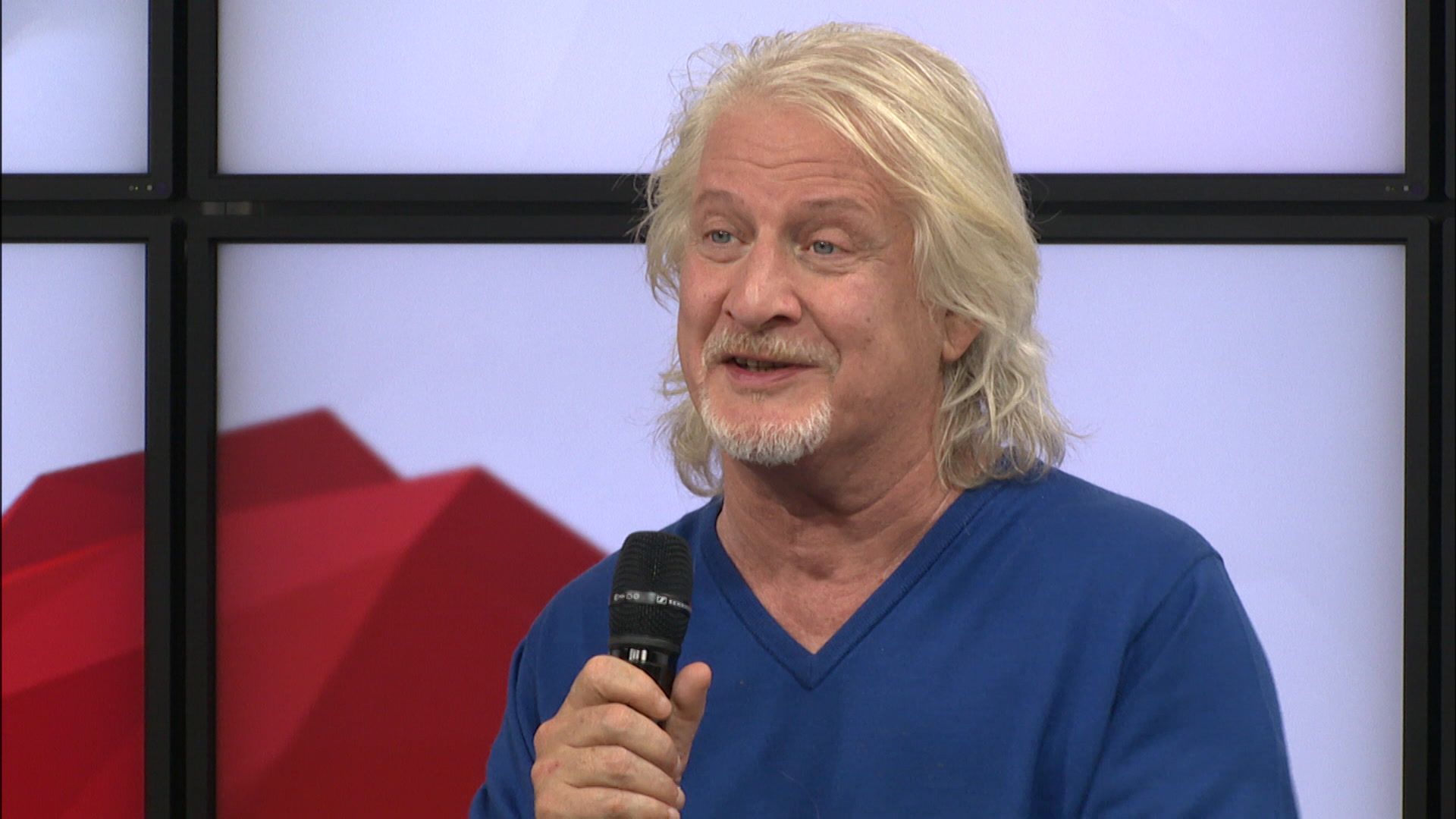 Patrick Sébastien retrouve son «plus grand cabaret du monde» sur scène ...