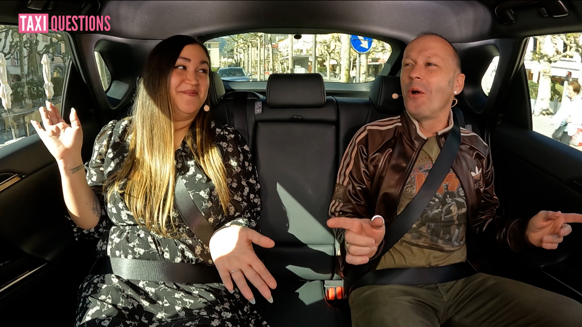 Taxi Questions – Course 325 avec Gladys Rey / Canal9