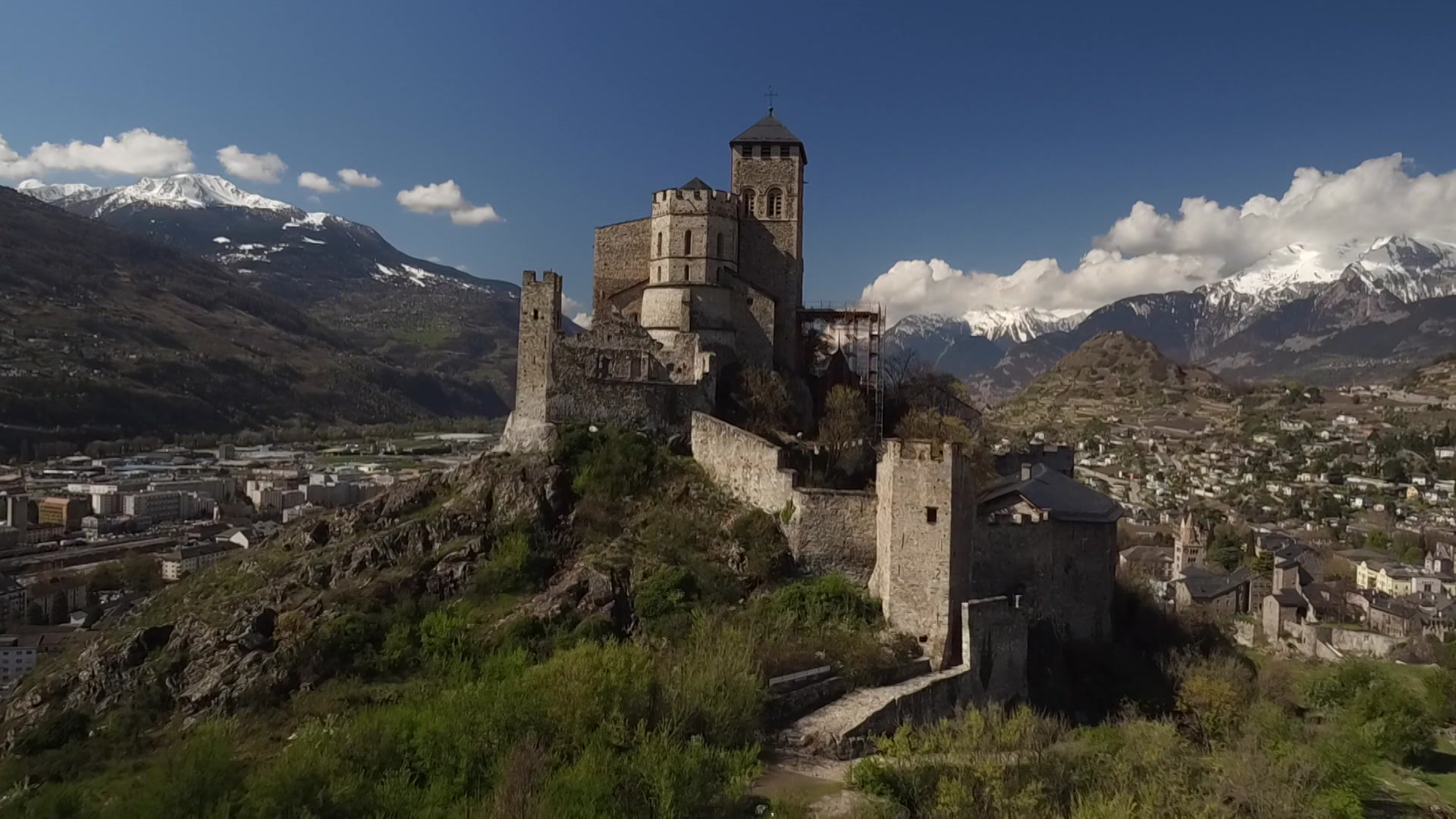 drone Sion – Valère et Tourbillon.jpg / Canal9